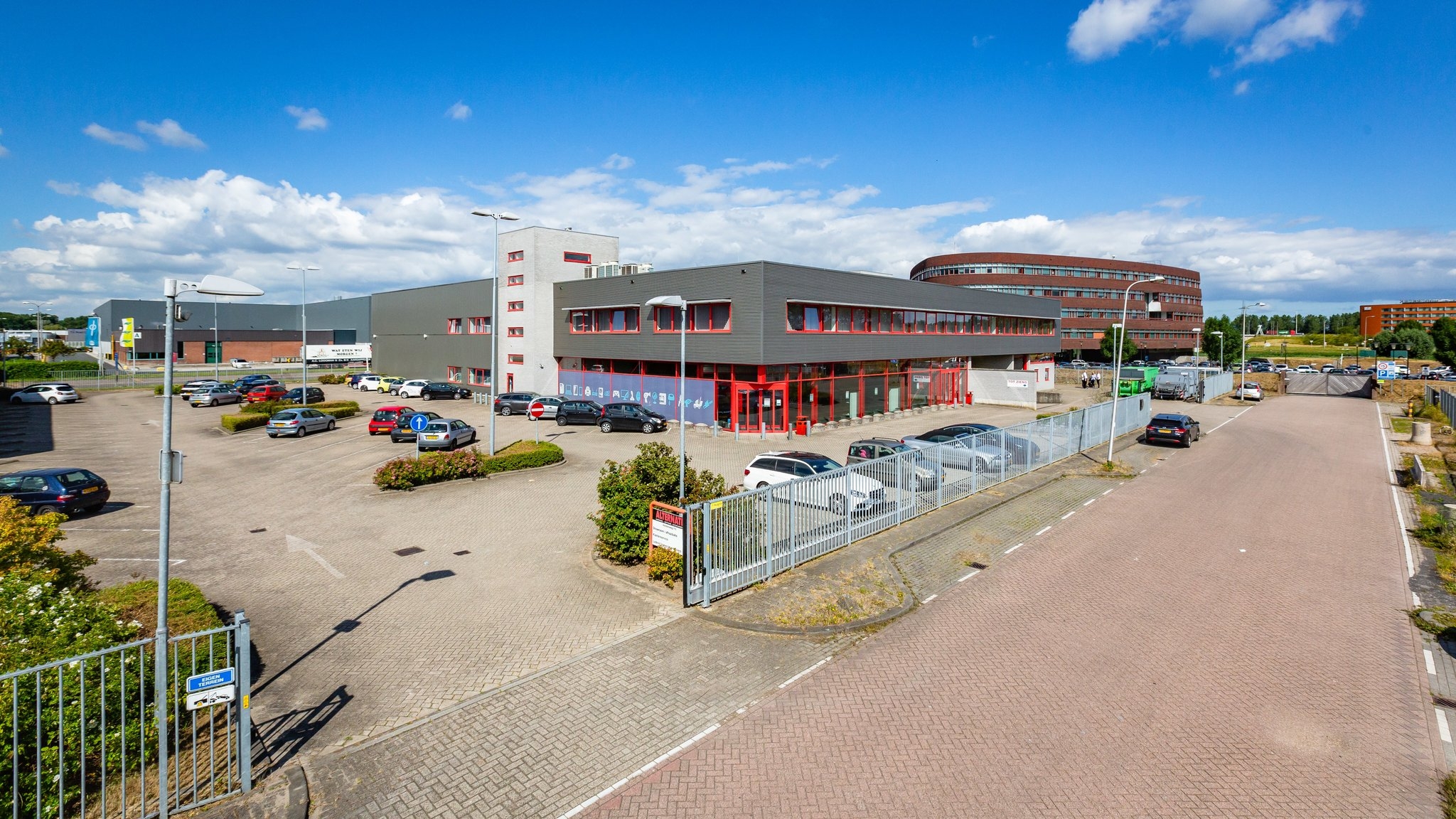 Handelsweg 110 Ridderkerk - bedrijfsruimte